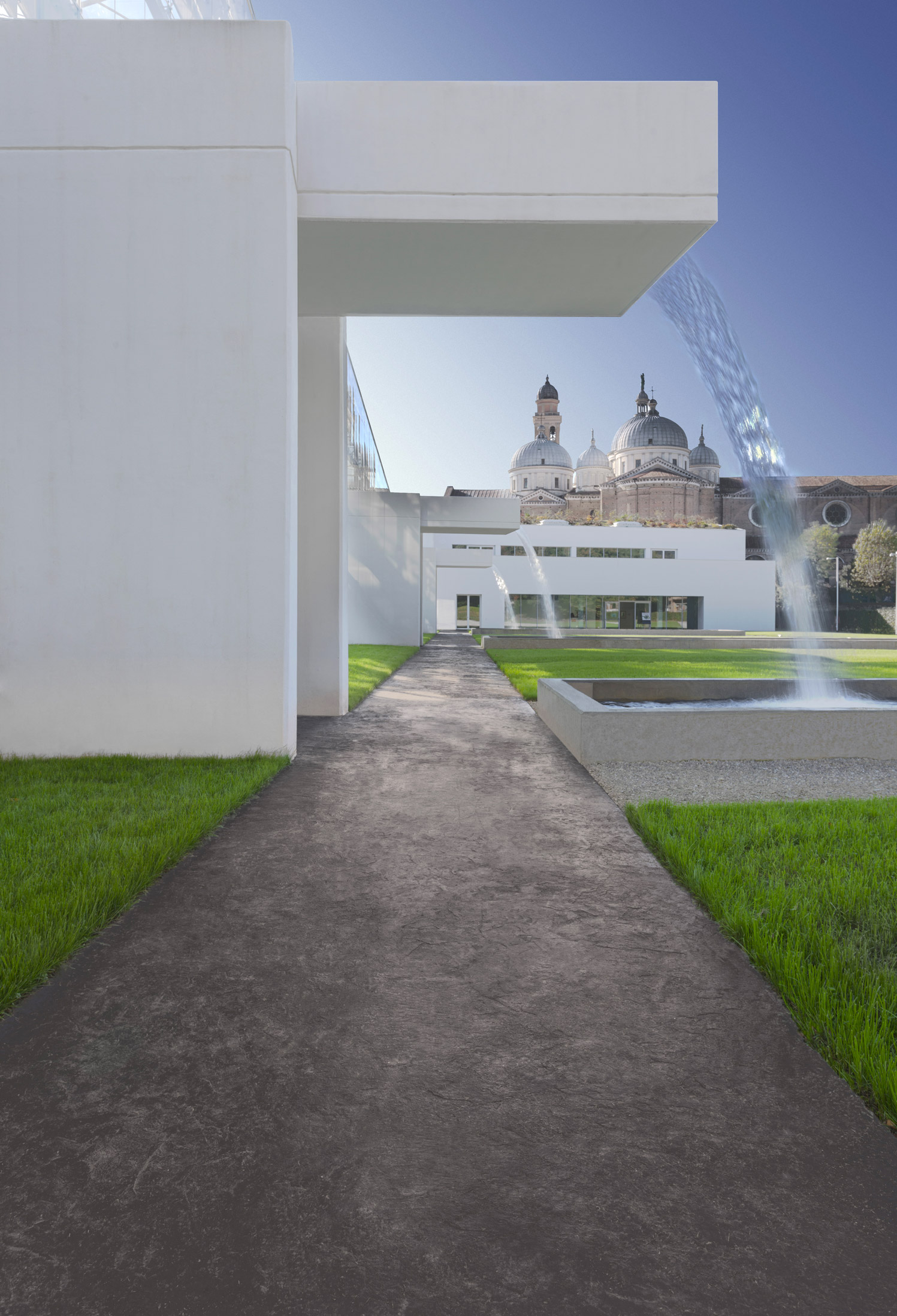 Impact- and abrasion-resistant museum floors - Ideal Work