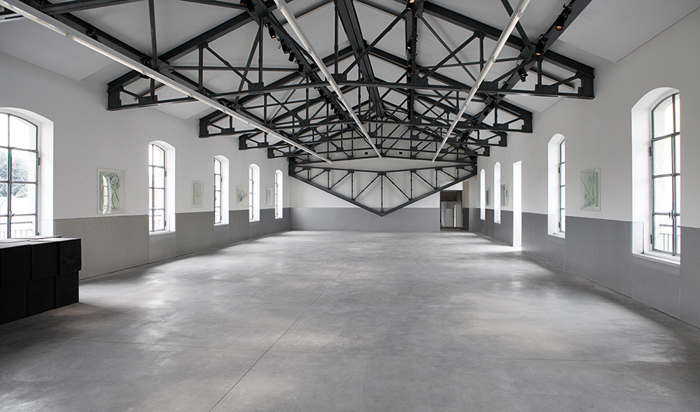Impact- and abrasion-resistant museum floors - Ideal Work
