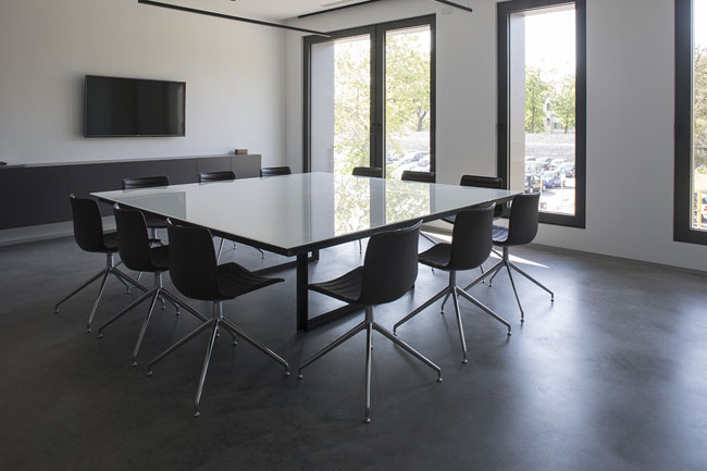 B+B Offices - Idealwork: concrete finishes for internal and external use