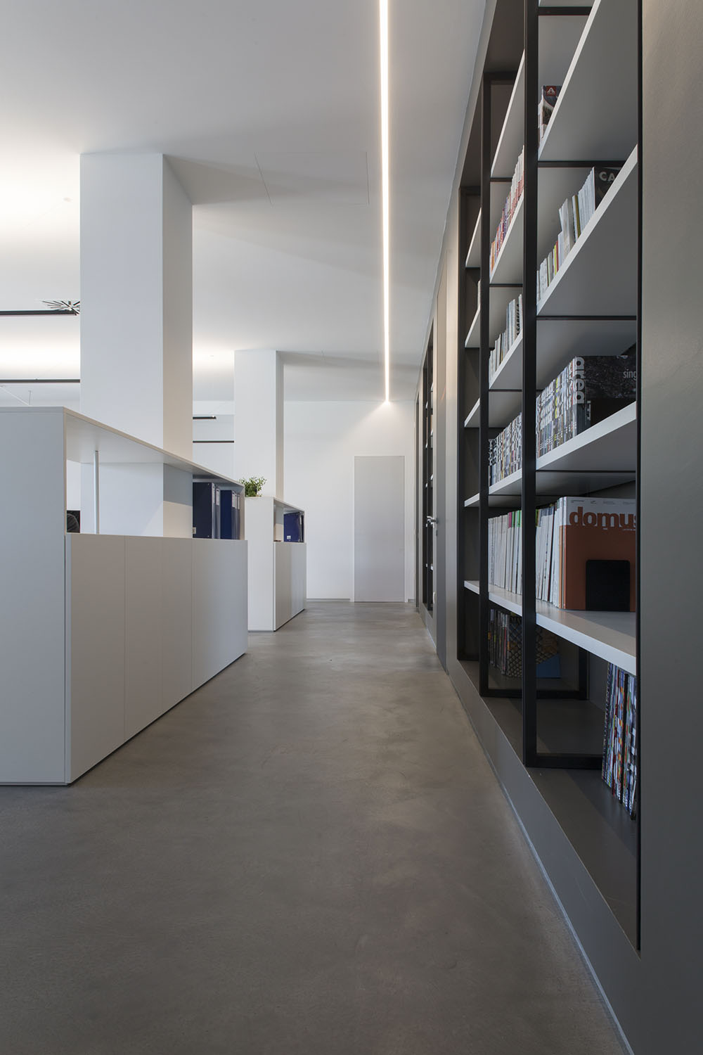 B+B Offices - Idealwork: concrete finishes for internal and external use