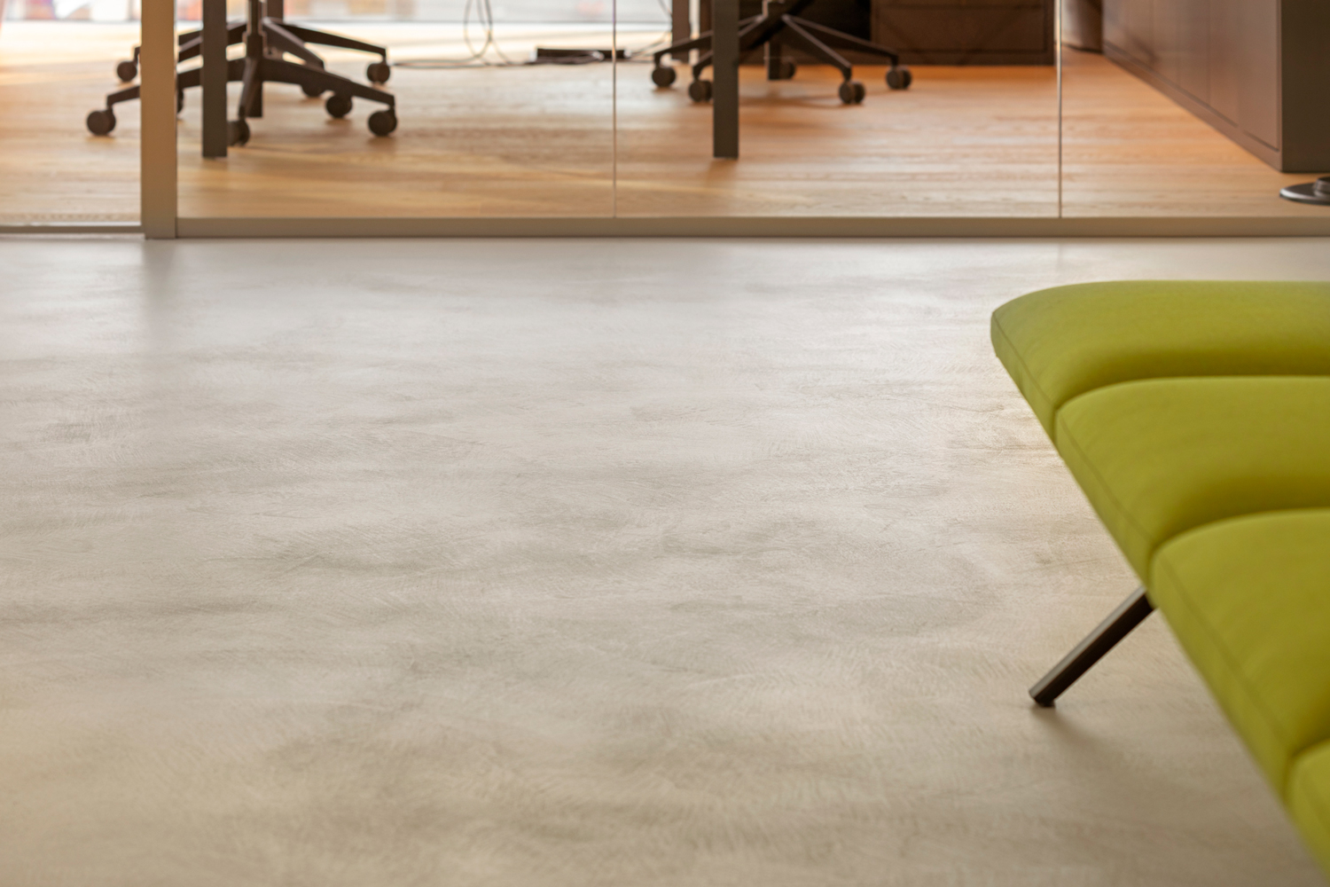 Microgate office in Bolzano - Idealwork: concrete finishes for internal ...