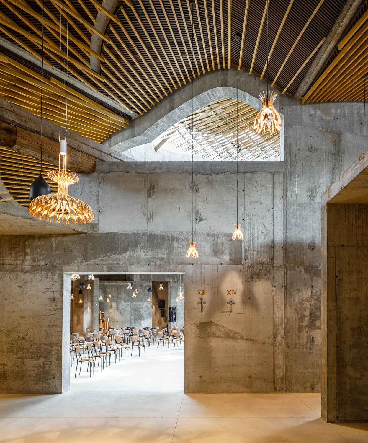 San Giacomo Apostolo Church in Ferrara - Idealwork: concrete finishes ...