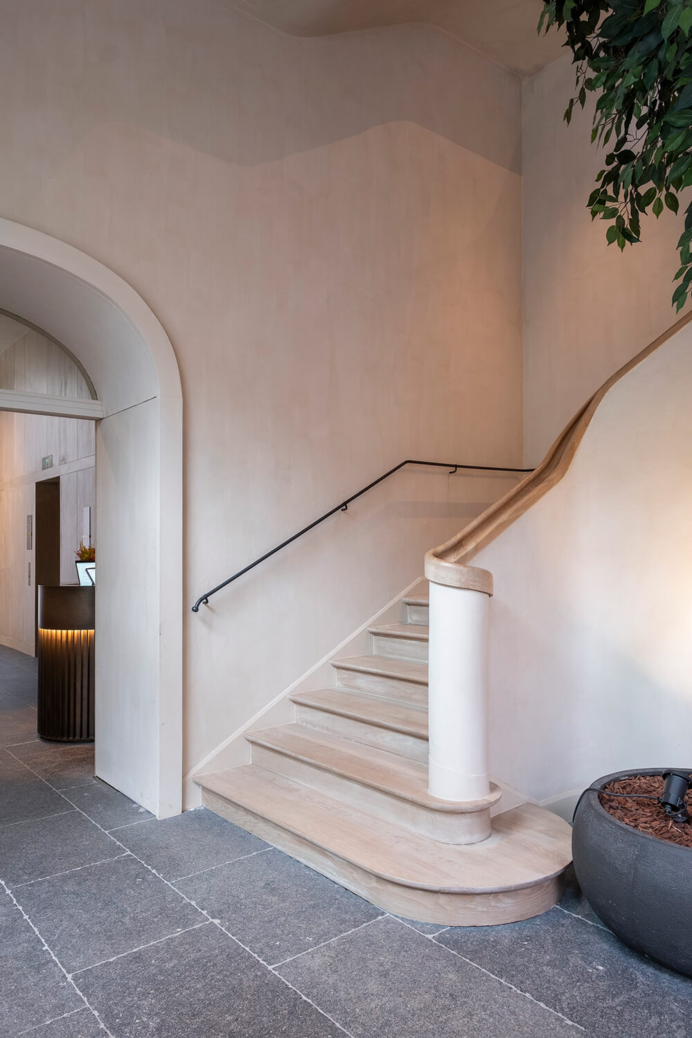 Botanic Sanctuary Hotel - Idealwork: concrete finishes for internal and ...