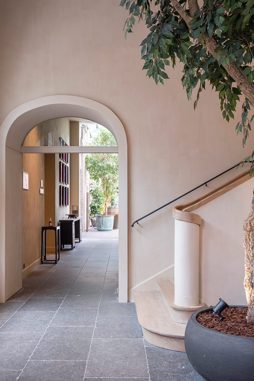 Botanic Sanctuary Hotel - Idealwork: concrete finishes for internal and ...