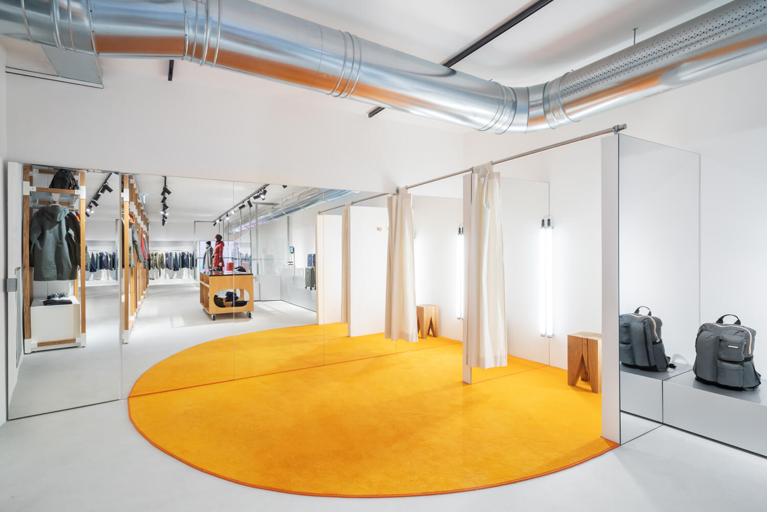 K-Way Store - Idealwork: concrete finishes for internal and external use