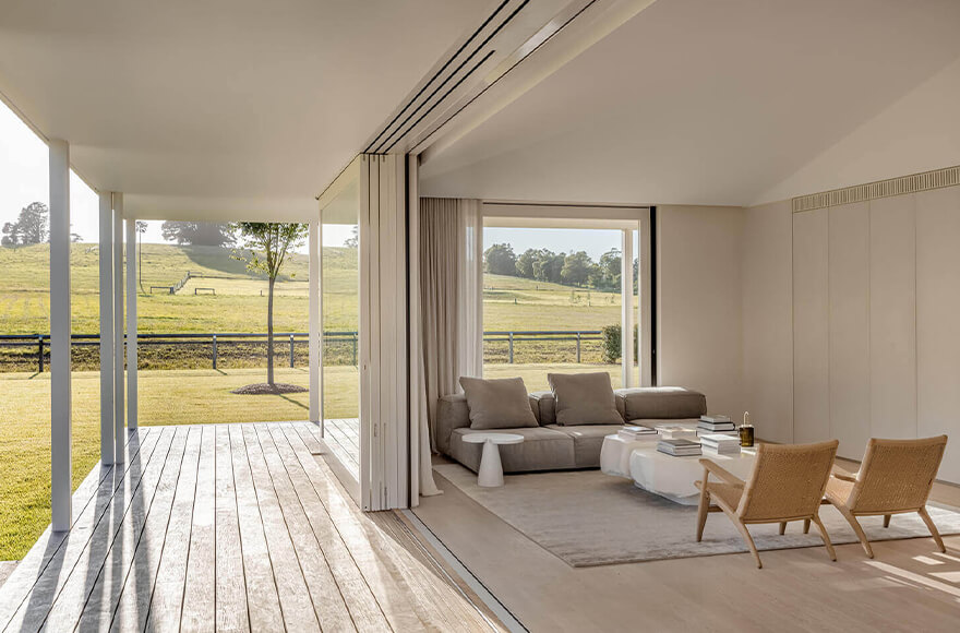 Integration between internal and external spaces in interior design ...