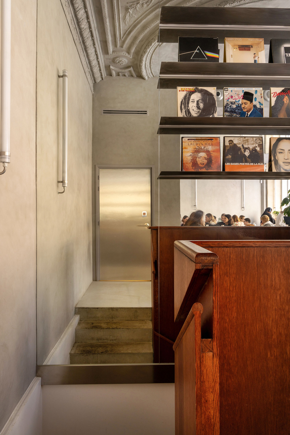 Restaurant Cult in Paris - Idealwork: concrete finishes for internal ...