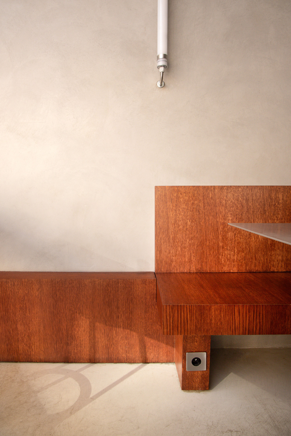 Restaurant Cult in Paris - Idealwork: concrete finishes for internal ...